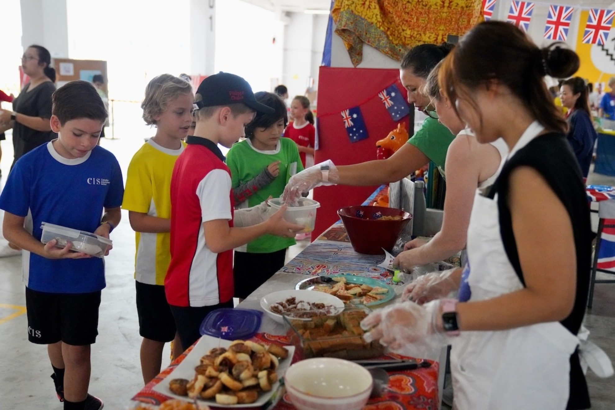 Uniting Nations 2022: Tour Around the World | CIS Mosaic